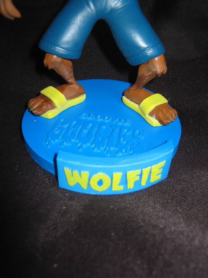 Painted Resin 3D printed Groovie Goolies Wolfie Vampire Model Kit 7 ...