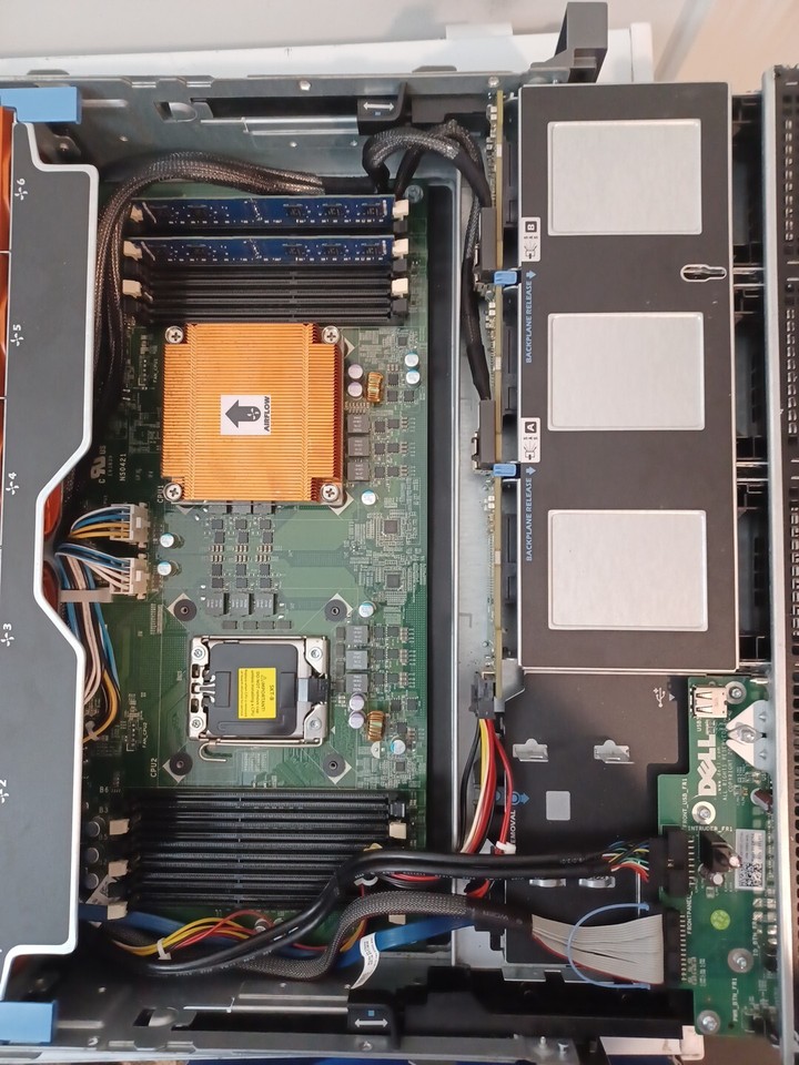 Dell Precision R5500 Rack GPU Workstation , 1 Core , RGB RAM / No SSD ...