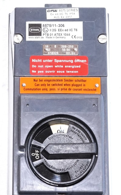 Clipsal Stahl 8575/11-306 Hazardous Area Single Phase Power Outlet 16a ...