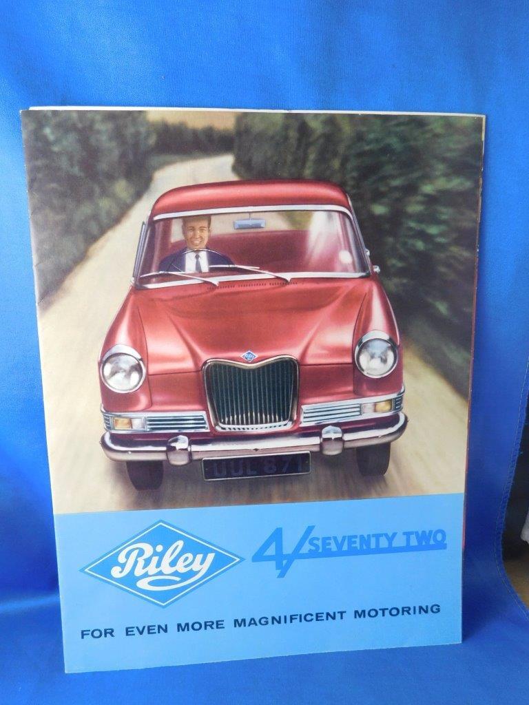 RILEY 4 SEVENTY TWO CAR ADVERTISING DEALERSHIP SALES BROCHURE FOLD OUT ...