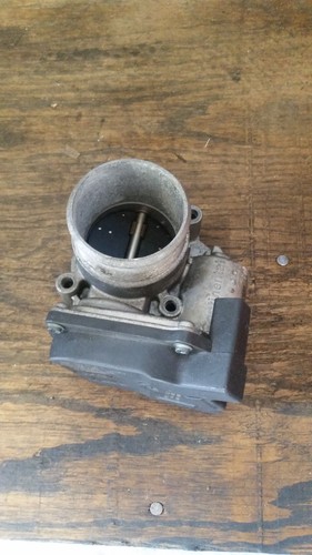 Audi A3 A4 A5 A6 Q5 TT Volkswagen Jetta Golf Passat 2.0 Throttle Body ...