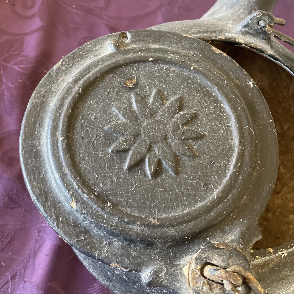 ANTIQUE/VERY VINTAGE Black Cast Iron Tea Pot/Kettle w/Handle & Swivel ...