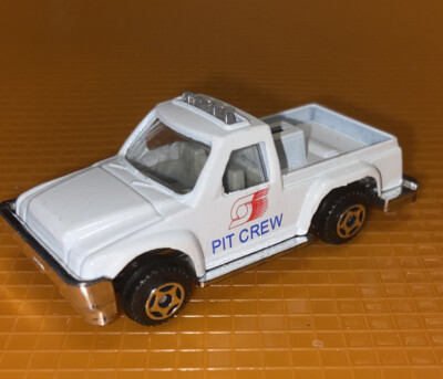 Vintage Unbranded Pit Crew Die cast Metal Rare Original Old Car Tow ...