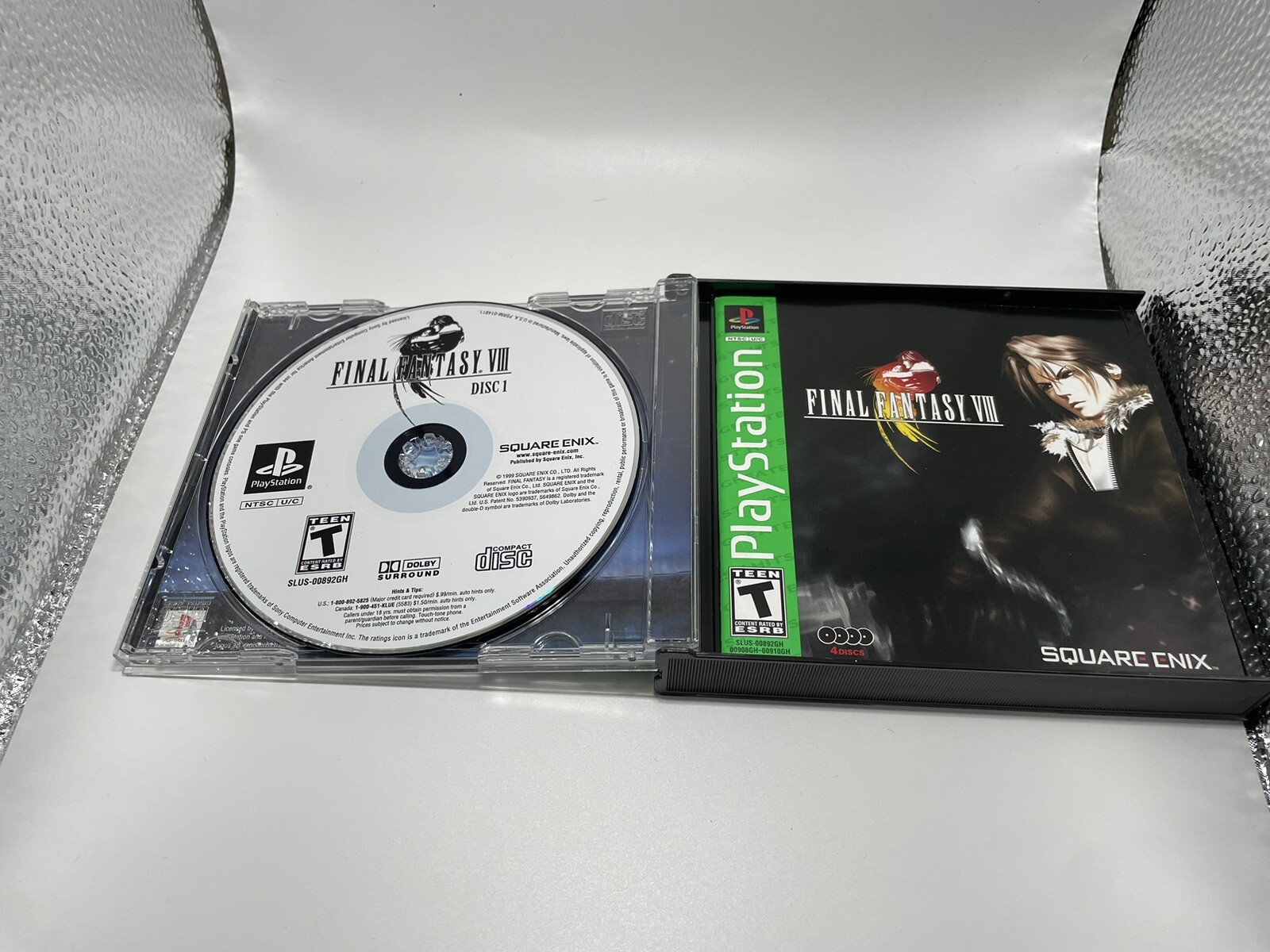 Final Fantasy VIII (PlayStation 1, 1999) FF8 PS1 PSOne plus grands ...