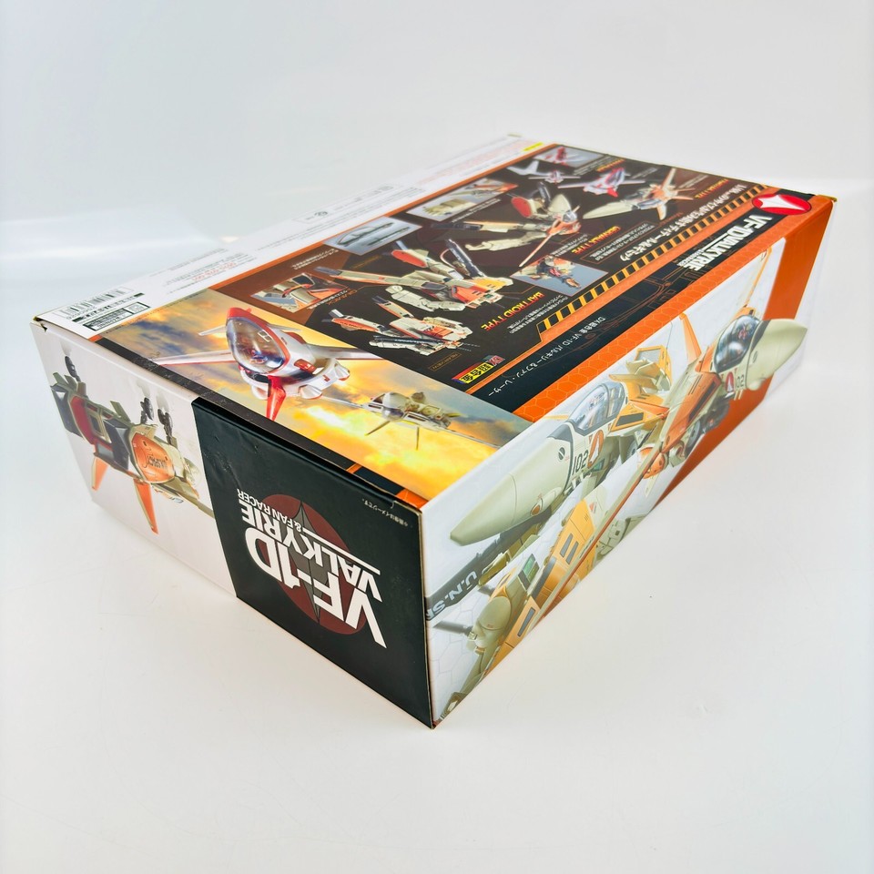 DX Chogokin Macross VF-1D Valkyrie Fan Racer Painted Action Figure ...