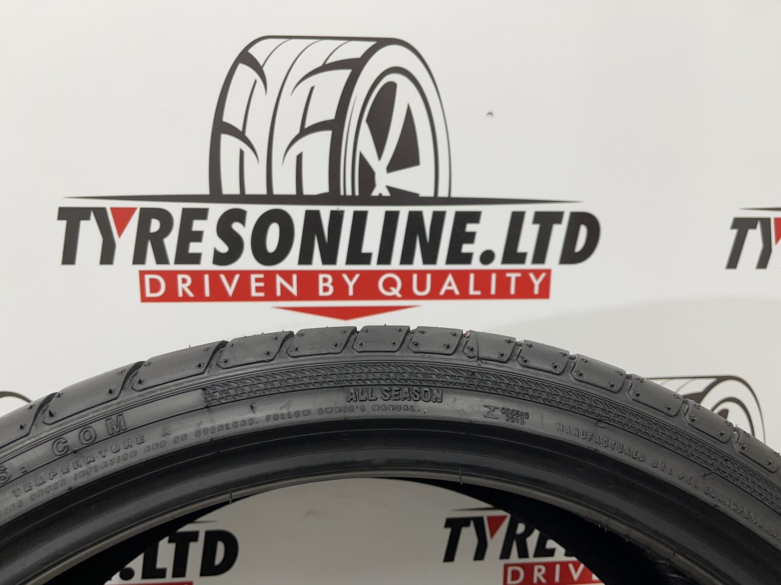 2 X 225 35 19 ACCELERA PHI- 88Y XL 225/35ZR19 BRAND NEW 2253519 | eBay UK