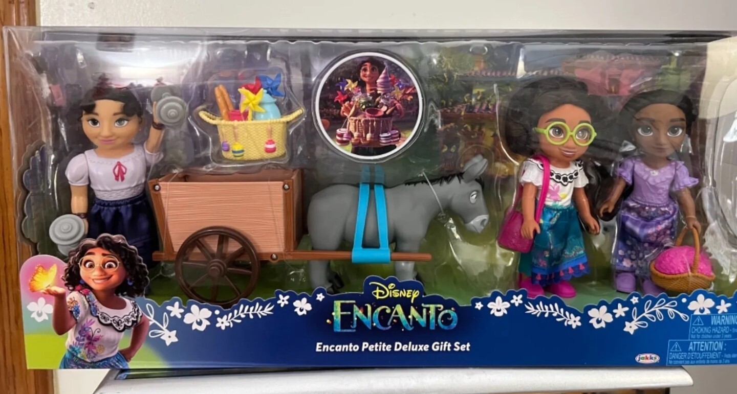 Disney Princess Encanto Petite Deluxe Gift Set Very Set Never Played W ...
