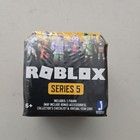 ROBLOX Celebrity Series 5 Red Blind Mystery Box Cube HTF New & Sealed w ...