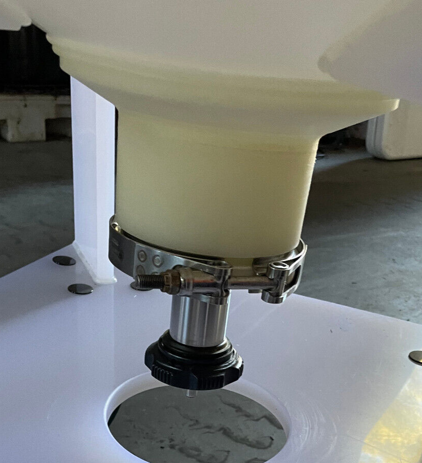 WM White Mountain Process 200 Liter Poly Portable Mixing Tank Vessel w ...