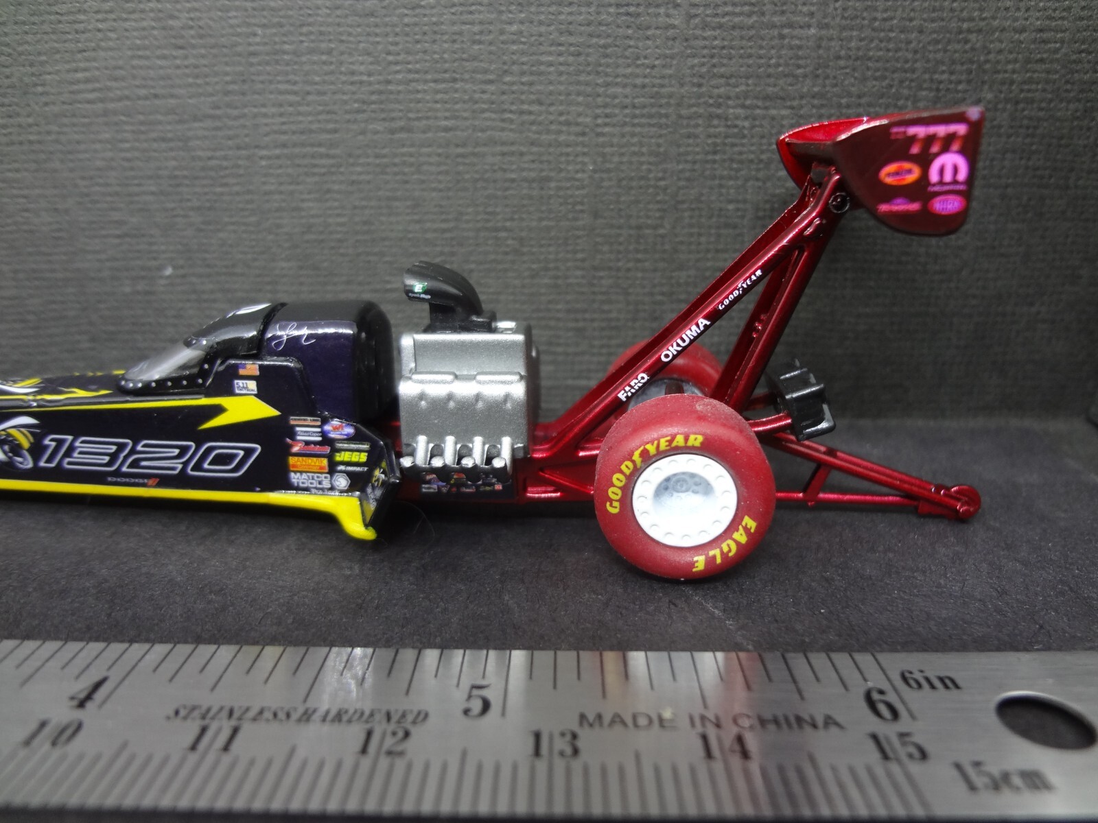 Auto World CHASE 1320 Angry Bee Leah Pritchett 2018 NHRA Top Fuel ...