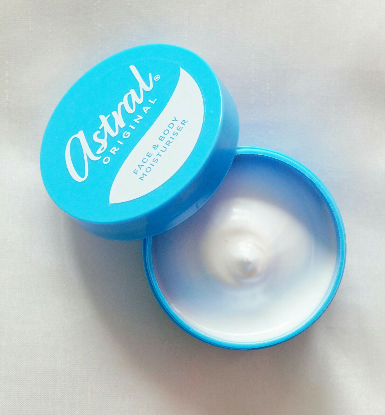 3 x ASTRAL ORIGINAL MOISTURISING CREAM 500ml | eBay UK