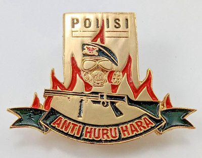 Indonesia National Police Anti Huru Hara Riot Control BRIMOB Polisi Pin ...