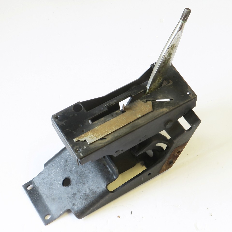 HURST Original OEM 1967 GTO Dual Gate Shifter USED with Rear Mounting ...