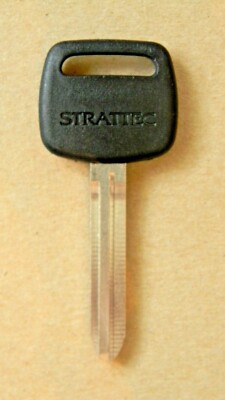 Pontiac Vibe Key Blank 2003-2007- Strattec 692063 | eBay