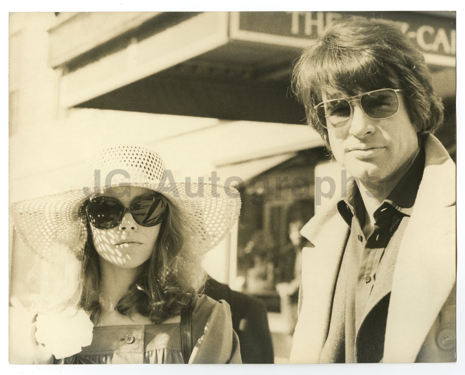 Warren Beatty and Michelle Phillips - Vintage 8x10 by Peter Warrack | eBay