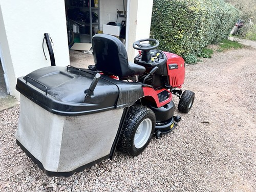 SNAPPER RPX310 42” 724cc 27hp Garden Tractor Ride on Lawn Mower ...