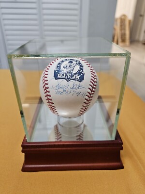 3,000th Hit Derek Jeter Signed Baseball MLB Steiner Dual Auth Display ...
