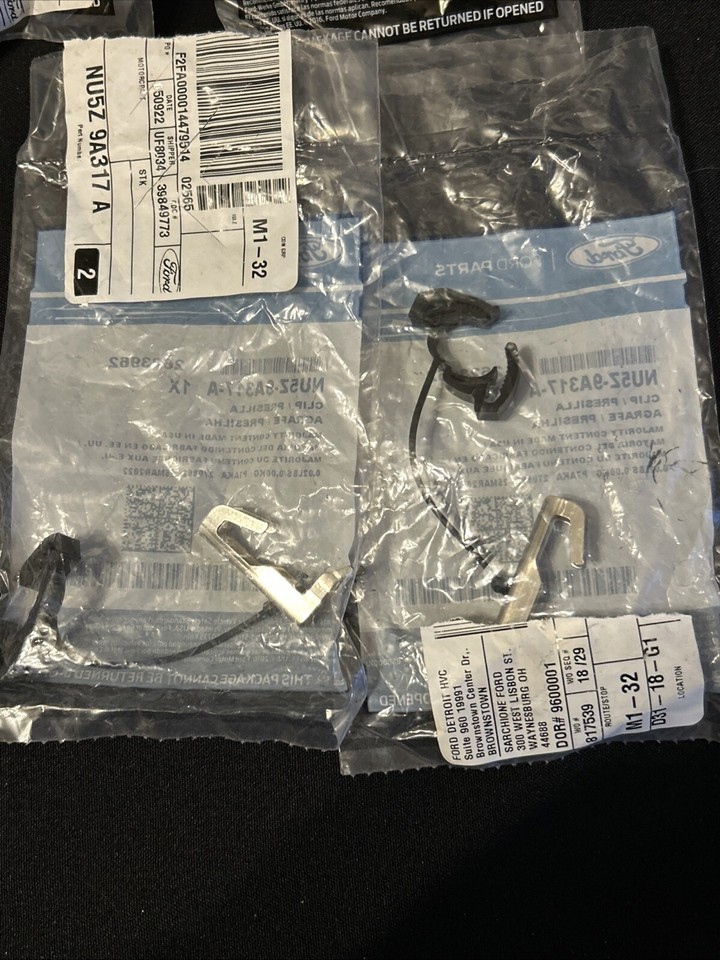 14 Packs Ford OEM LOT Clips Clamps Retainers Shield Mix Parts Numbers ...