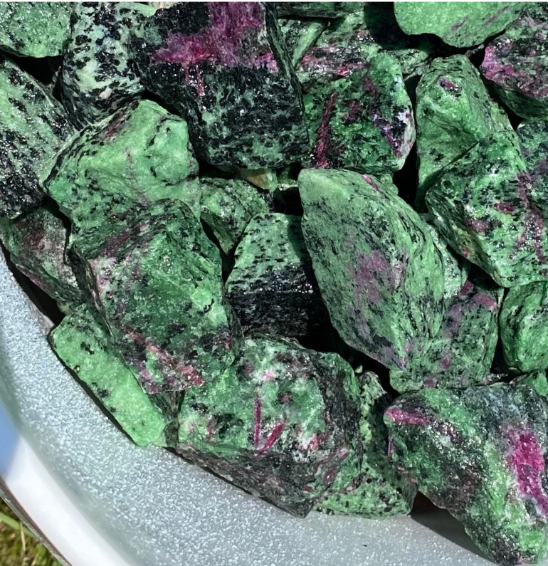 Rare Raw Ruby Zoisite Gem Pocket Stone Ruby Fluorescent under Black Light! | eBay