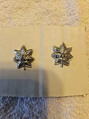 GENUINE U.S. COAST GUARD AUXILIARY COLLAR DEVICE: DIVISION COMMANDER | eBay