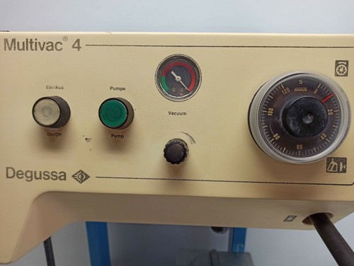 Degussa Multivac 4 Vakuunanmischgerät Standgerät mit Zubehör Nr. A-126 ...