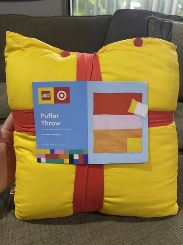 LEGO Color Block Puffer Throw Blanket Red/Pink/Orange - LEGO x Target ...