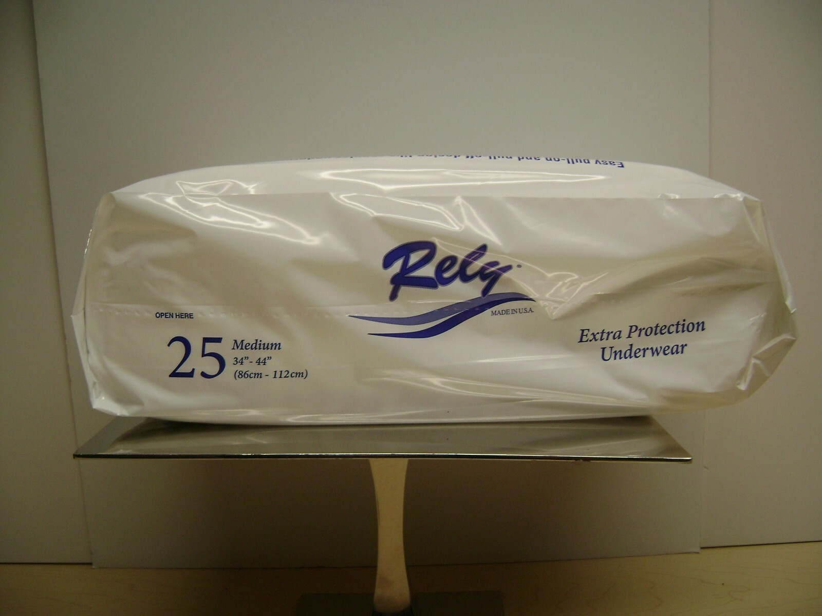 100 RELY (W) UNISEX ADULT DIAPER PULL UP UNDERWEAR MED 34-44" 25 PACK ...