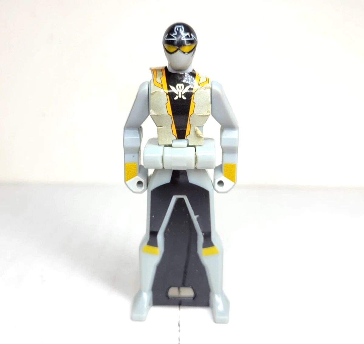Power Rangers Super Megaforce Silver Ranger Key