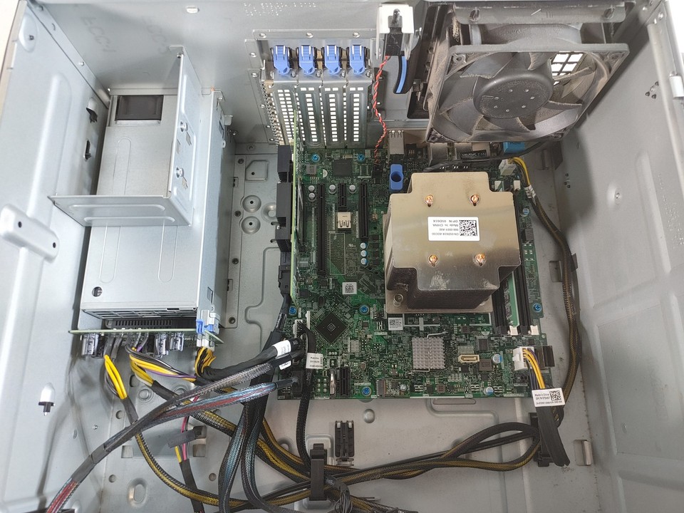 Dell PowerEdge T340 3.30 GHz Intel Xeon E-2124 16 GB DDR4 Server No ...