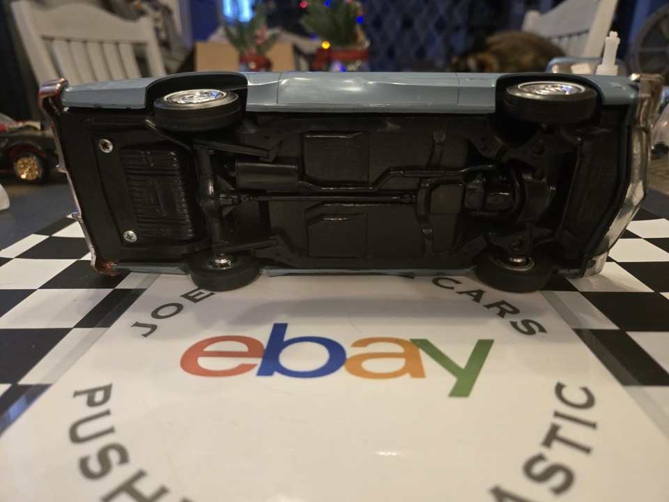 BUILT MODEL CAR JOHAN OLDSMOBILE PROMO OLDER BUILT PIECE NEEDS RESTORED ...