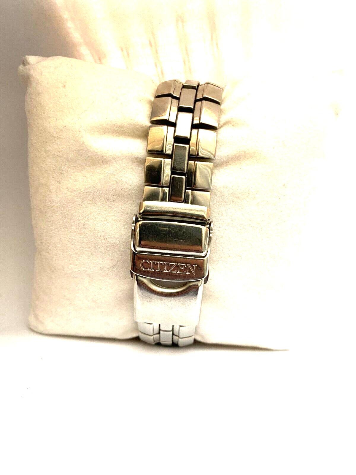 Citizen Hommes Eco-Drive Date 100 MT Chrono Alarme Bracelet Montre E811 ...