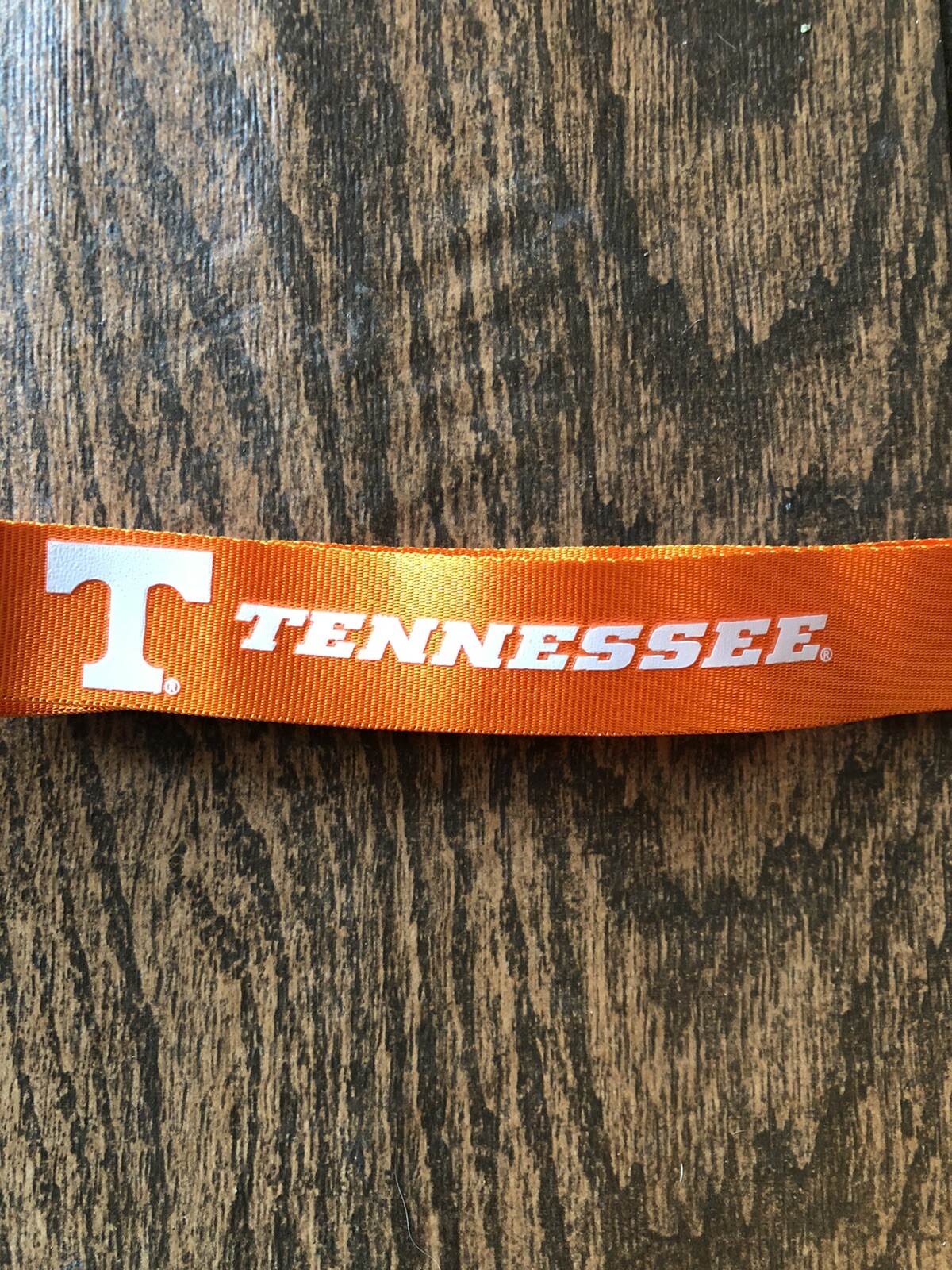 Tennessee Volunteers LANYARD KEY CHAIN W/DETACHABLE BUCKLE 1" W 22" L ...