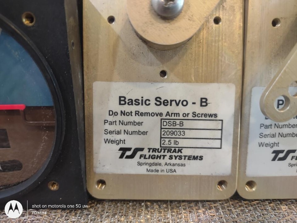 Trutrak Digiflight II VSGV Autopilot System w/servos and ADI | eBay
