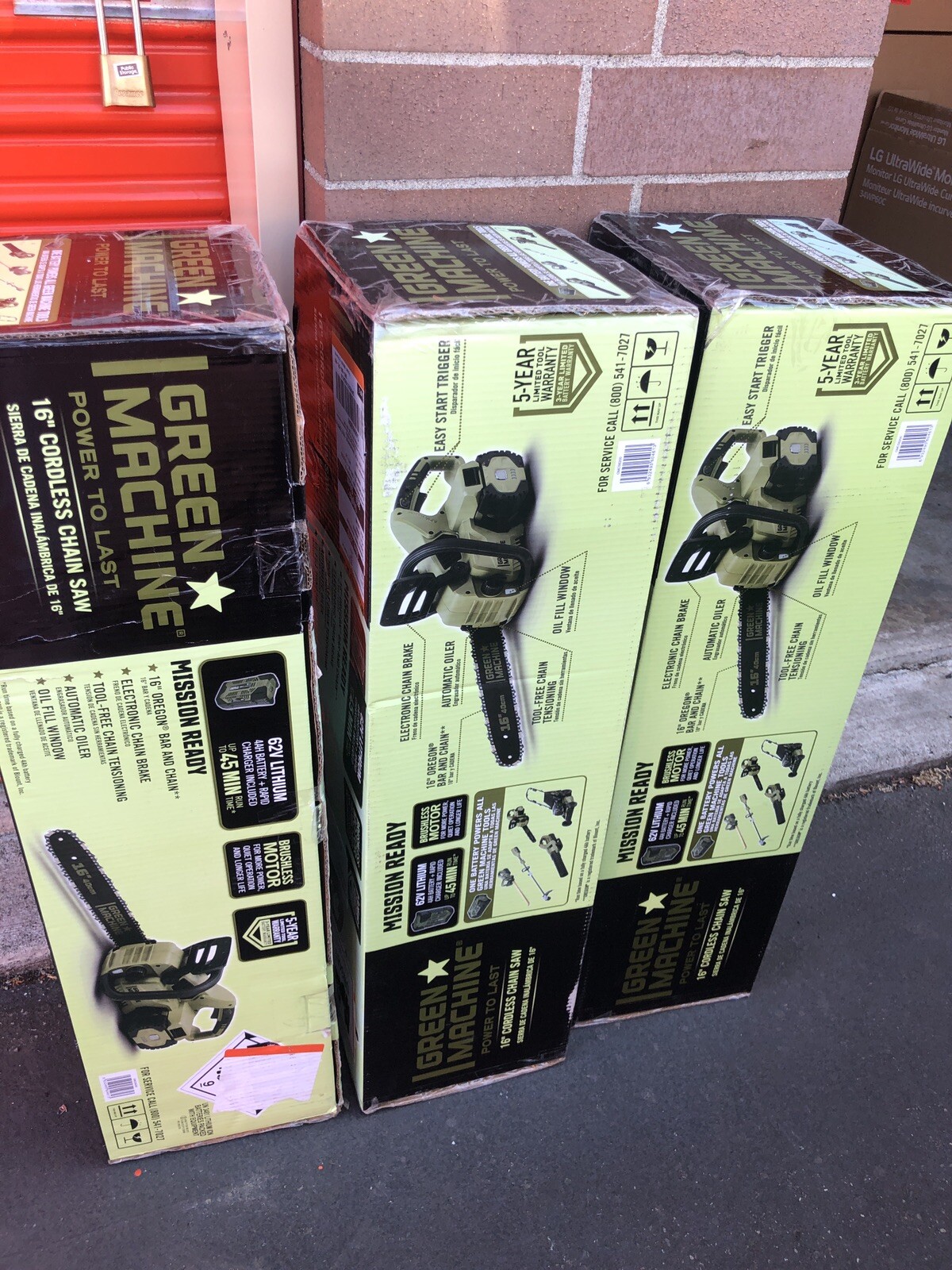 Green+Machine+Chainsaw+16%22+62V+Brushless+Auto-Tensioning+-+Green+ ...