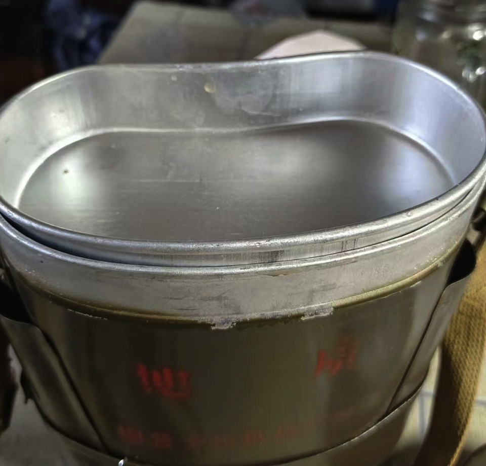MILITARY SURPLUS CHINESE PLA Mess KitTrench Stove (NOT Swedish TRANGIA ...