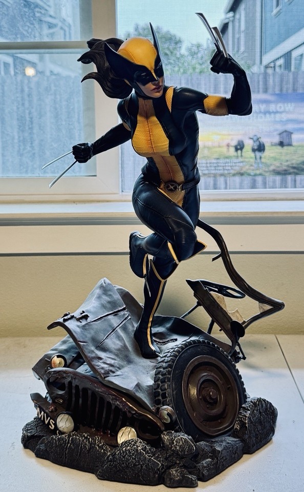 XM Studios X-23 Statue Wolverine With Silver Placard Original Packaging ...