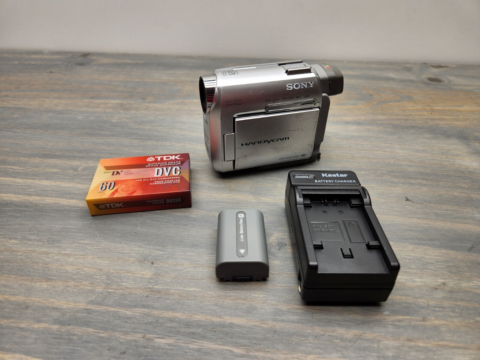 Sony Handycam DCR-HC30 Mini DV Camcorder Digital Video Camera Recorder ...