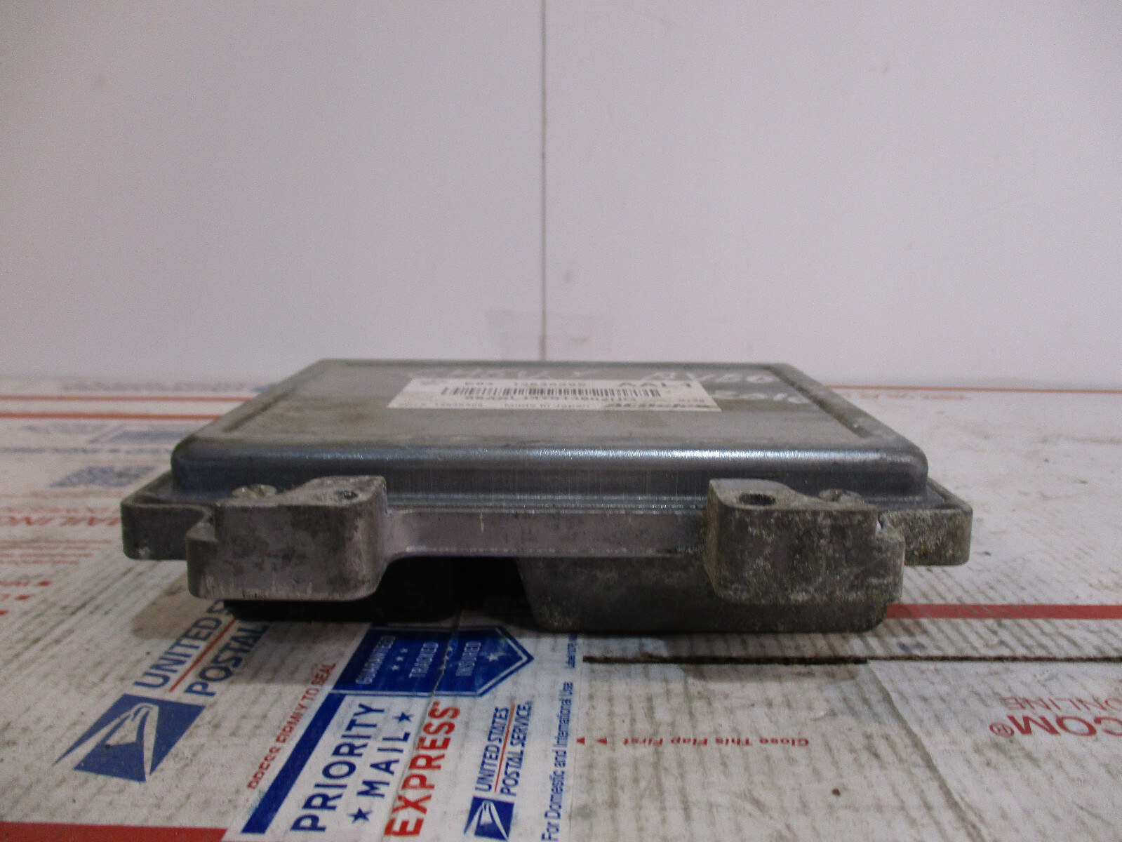 11 Chevrolet Aveo Engine Control Module Unit ECM 12636385 C12 014 for ...