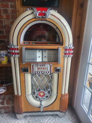 Rock-Ola Bubblers and Antique Apparatus - 100CD JUKEBOX-REAL BUBBLER ...