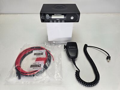 Motorola PM400 UHF 438-470 MHz 64 Channel 25 Watt (Complete Kit) | eBay