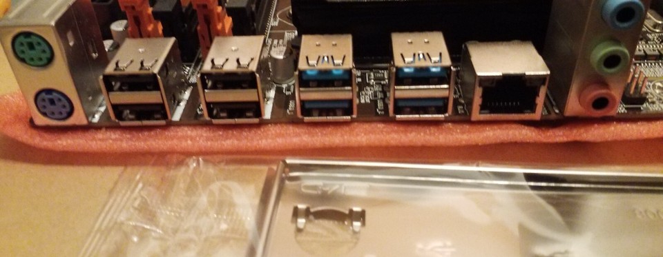 Dual S 2011-3 X99 + 64 - 256GB DDR4 RAM+ 32C/64T 2680 v4 / 2673 v3 ...