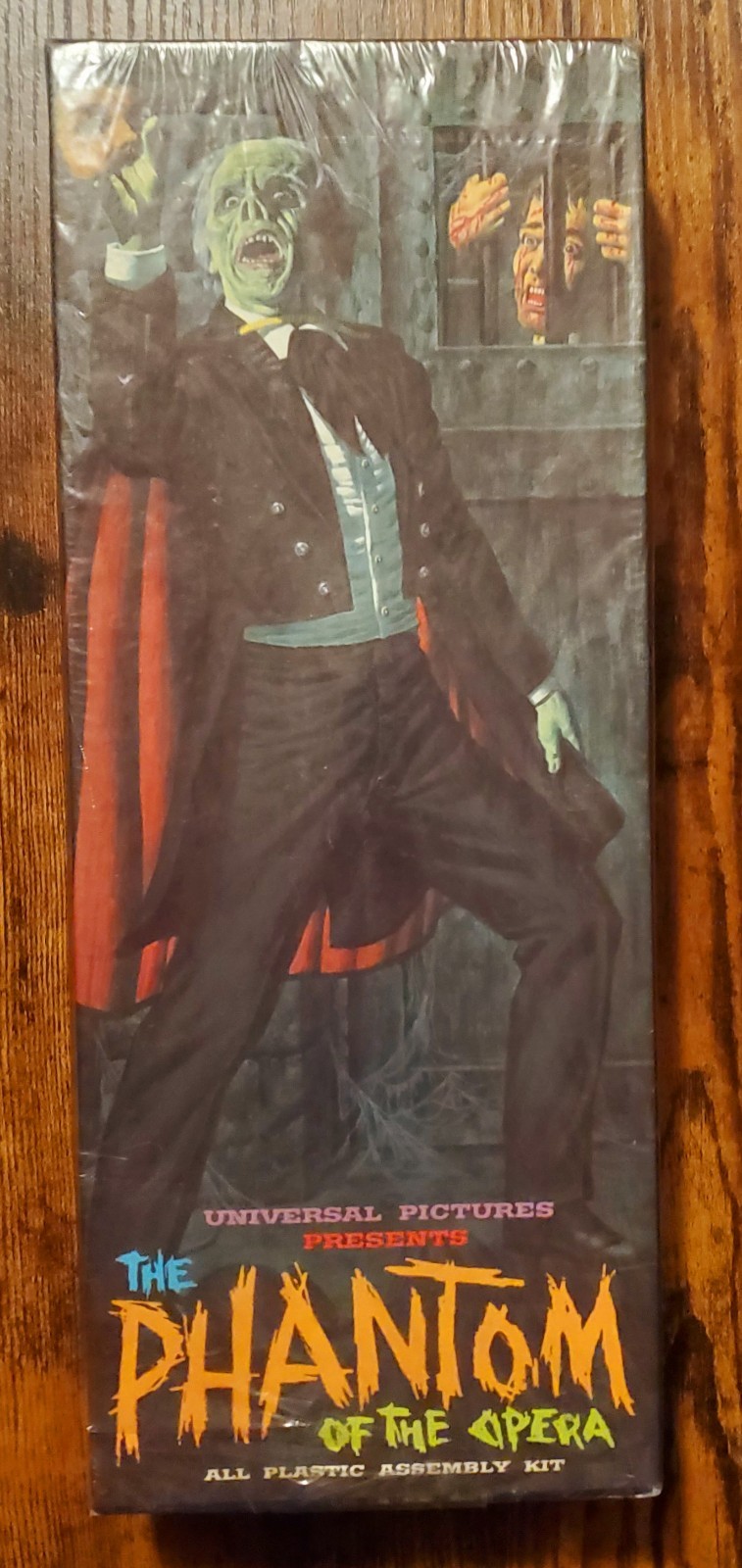 1963 "PHANTOM OF THE OPERA" Original AURORA MODEL KIT #498-98 Factory ...