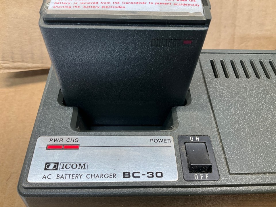 ICOM Model BC-30 Battery Charger with 6 Used Batteries | eBay