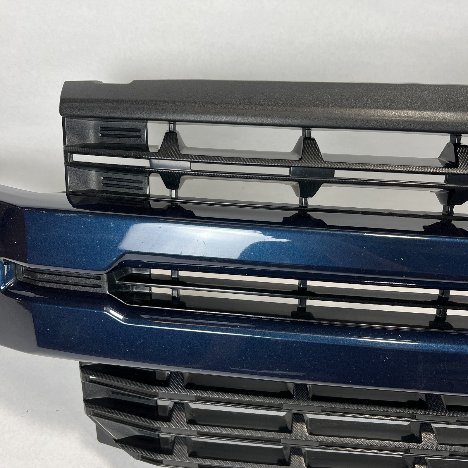 OEM 2019 2020 2021 Chevrolet Silverado 1500 LT Front Grille Blue ...