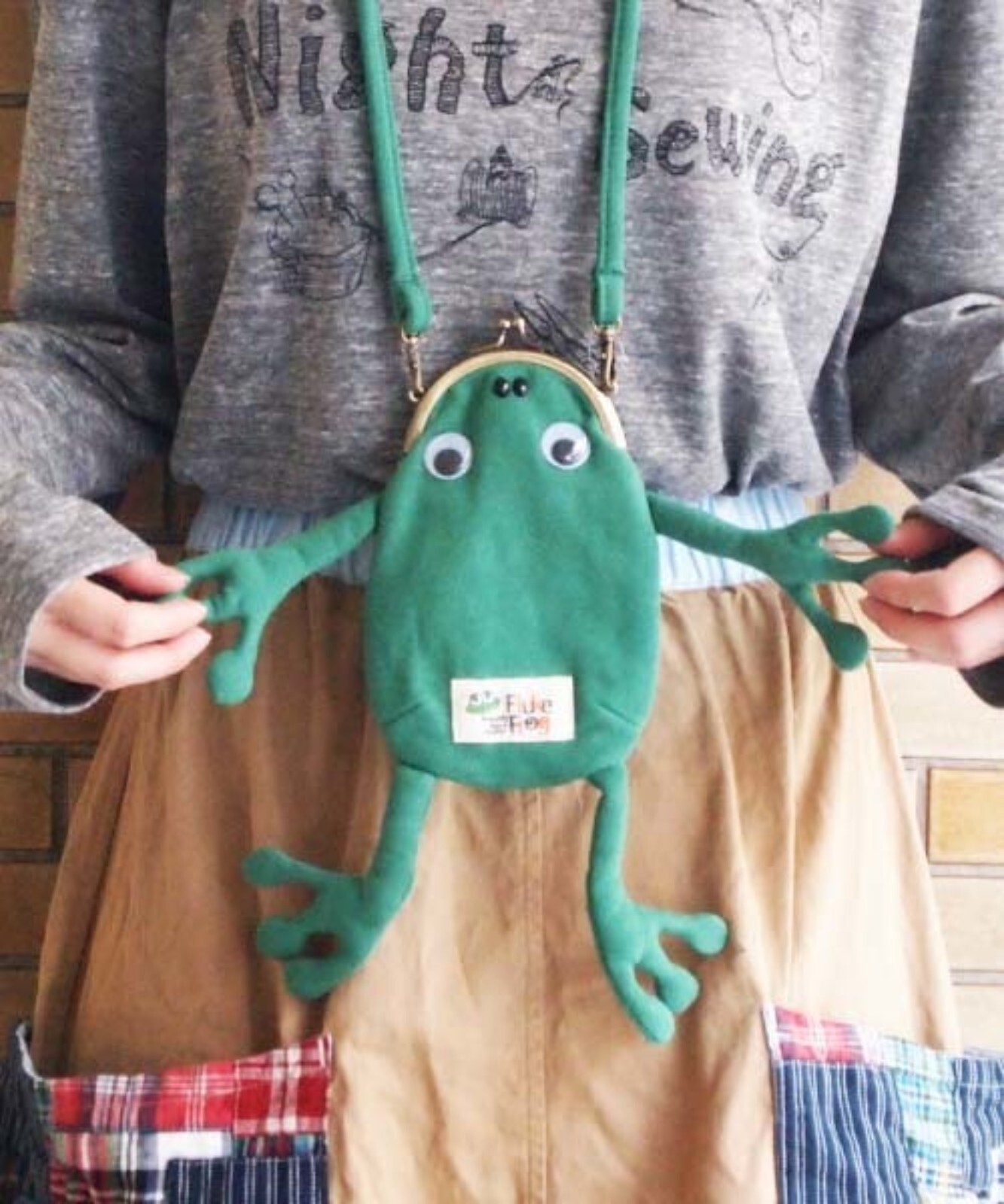 gymmaster Fluke Frog clutch type shoulder bag Mini Size green Kids ...