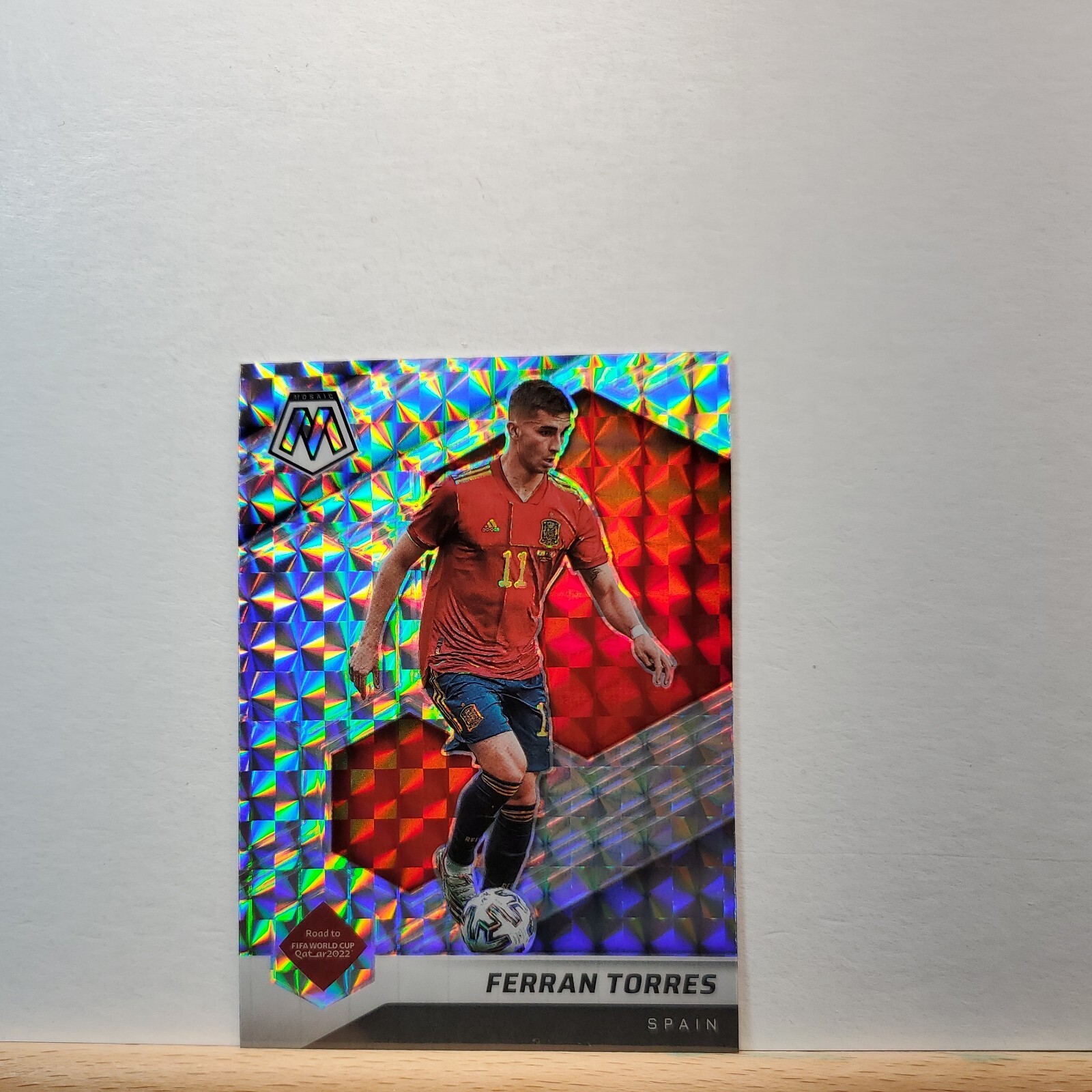 2021-22 Mosaic Soccer Road to FIFA QATAR Ferran Torres Mosaic Prizm ...