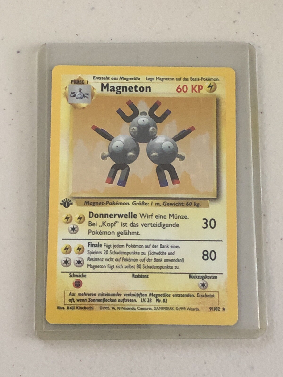 Magneton - 9/102 - Holo 1st Edition (Base Set) German Version - Rare ...