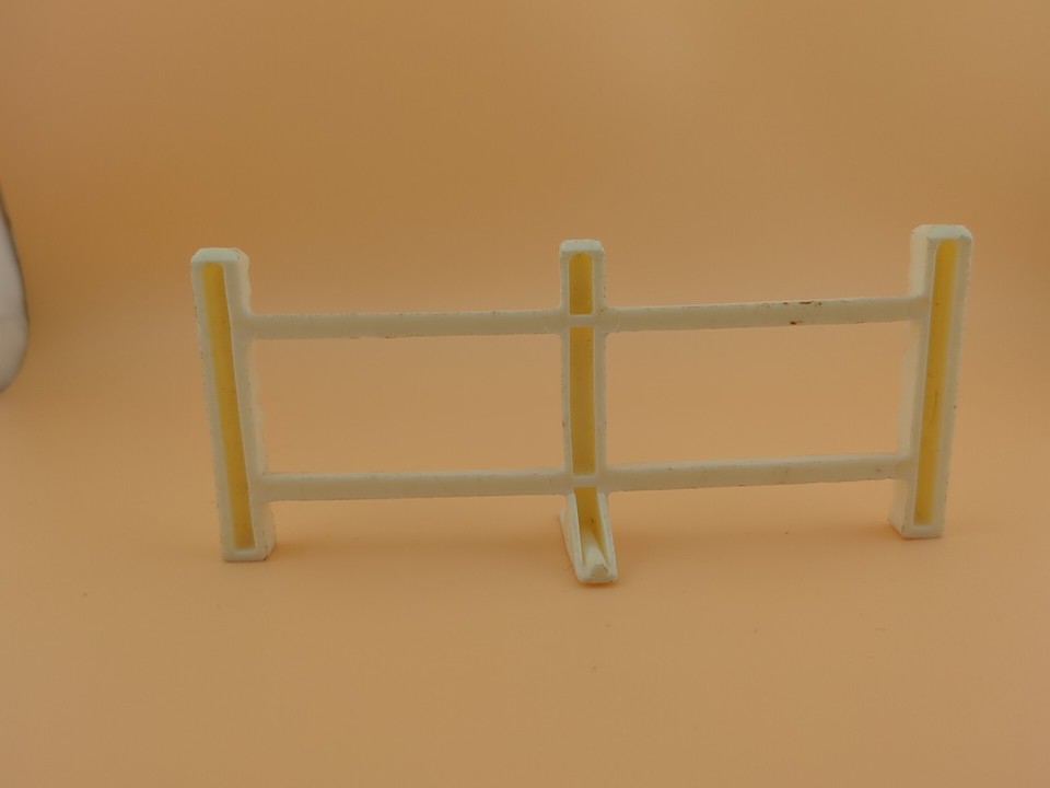 Fisher-Price Little People Play Family Farm White Corral Fence ...