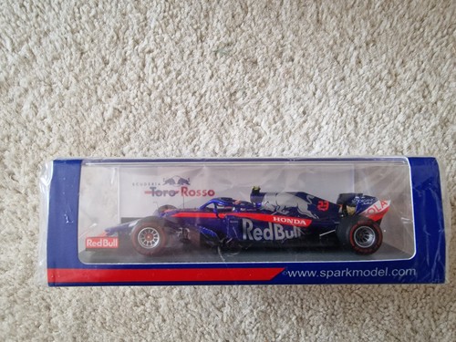 Alexander Albon Scuderia Toro Rosso STR14 250th GP China F1 2019 1:43 ...