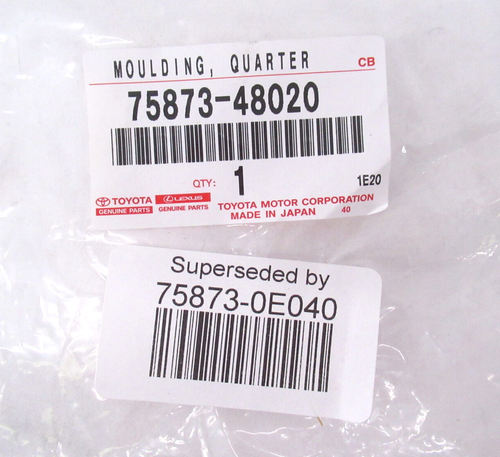 Genuine OEM Toyota Lexus 75873-0E040 Passenger RH Rear Quarter Molding ...